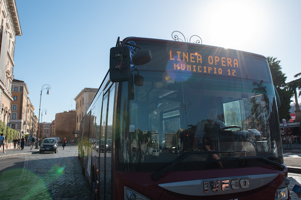 “Linea Opera” a Roma: quando i mezzi pubblici trasportano cultura. 8 ...