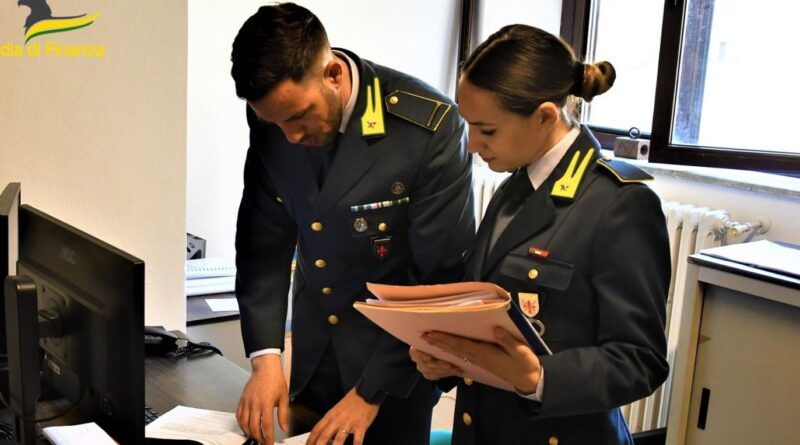 Frode fiscale e riciclaggio, cinque arresti delle Fiamme Gialle - Ore12 Frode fiscale e riciclaggio, cinque arresti delle Fiamme Gialle - Ore12